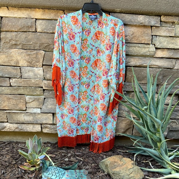Angie | Sweaters | Angie Floral Fringe Kimono | Poshmark